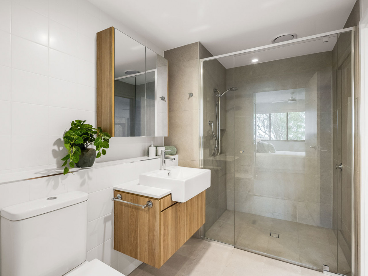 The Ninth Middle Ridge retirement community, Middle Ridge QLD ...