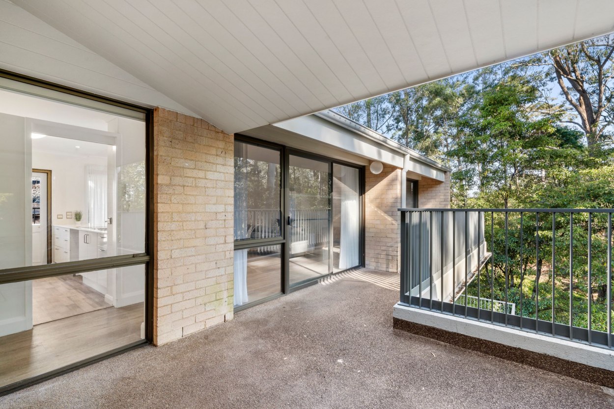 Newly Refurbished 2 Bedroom Unit with Gorgeous, Cherrybrook NSW ...