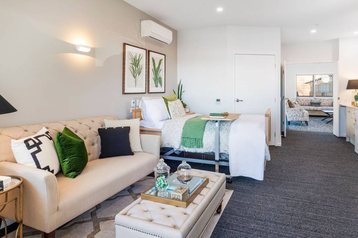 Superior Single Suite with Private Ensuite - Mount Warren Park, QLD